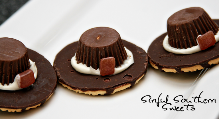 Pilgrim Hat Cookies | Fun Family Crafts