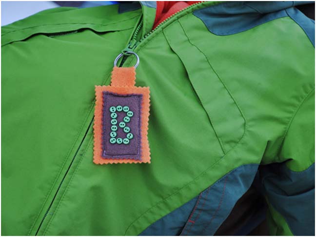 Felt Zipper Pulls | Fun Family Crafts