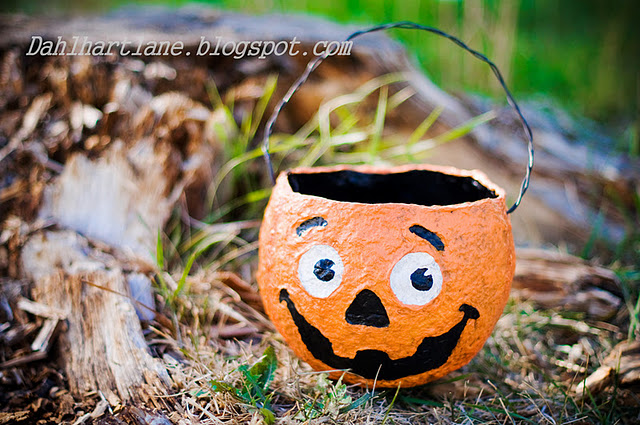Paper Mache Jack-o-lantern Totes | Fun Family Crafts