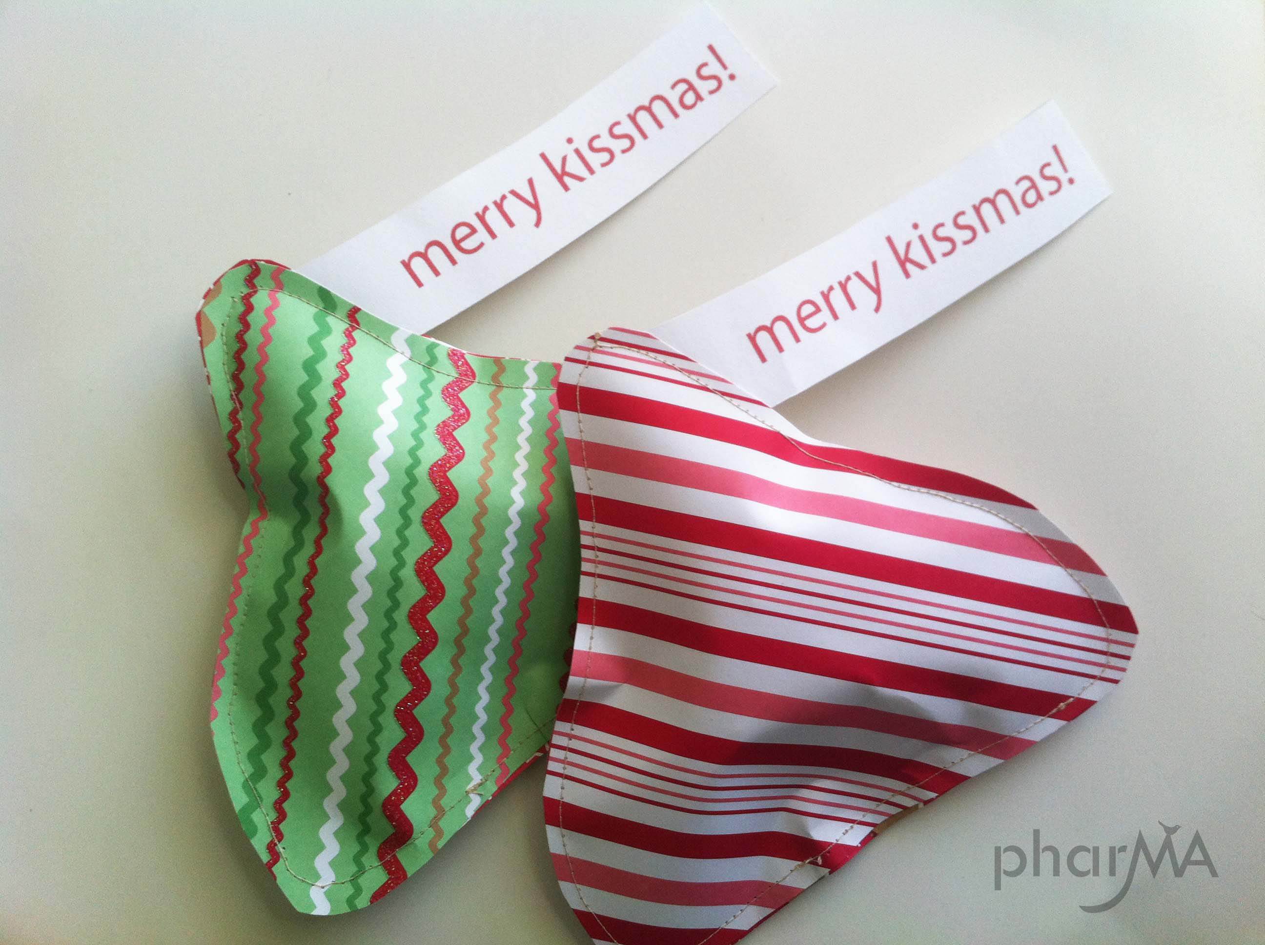 Hershey's Kiss Gift Pouches | Fun Family Crafts