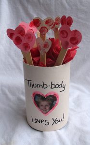 Thumb-body Loves You | Fun Family Crafts