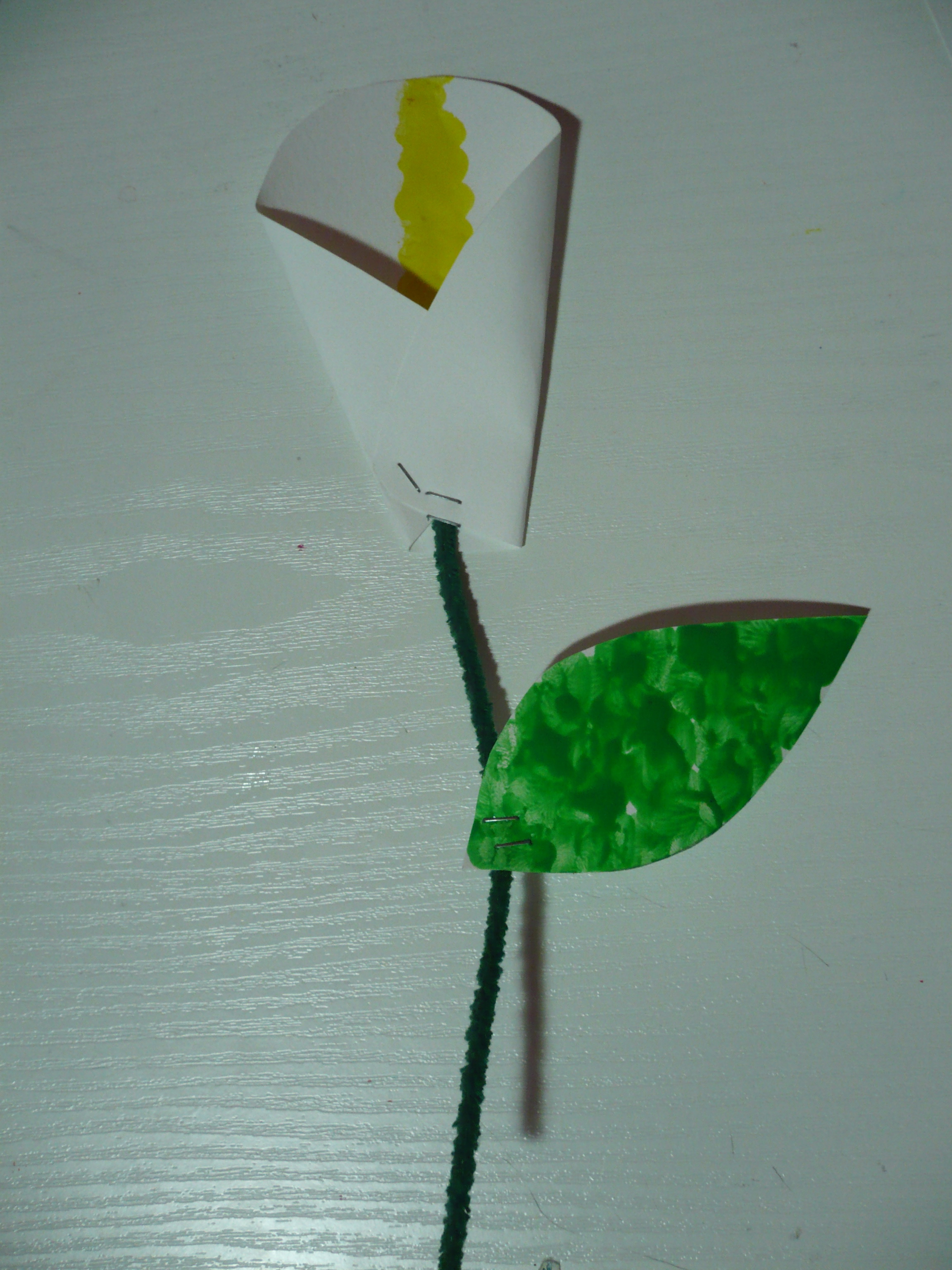 Paper Lillies | Fun Family Crafts