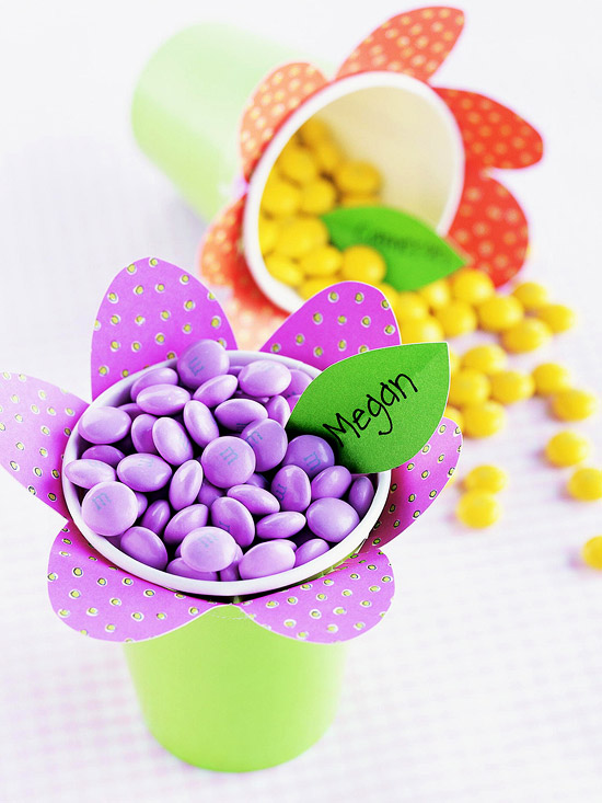 Flower Power Candy Cups | Fun Family Crafts