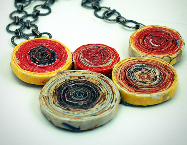 Recycled Magazine Rosette Necklace | Fun Family Crafts