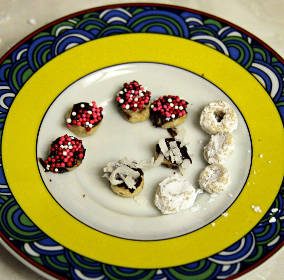 Miniscule Donuts | Fun Family Crafts