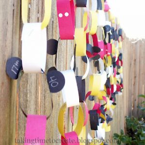 Disney Countdown Rings | Fun Family Crafts