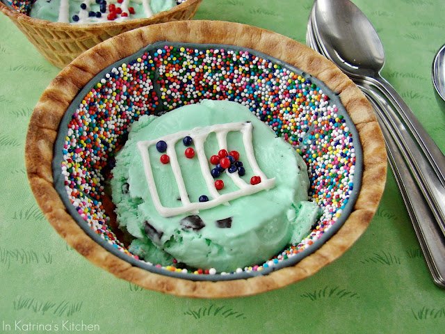 Football Sundaes | Fun Family Crafts