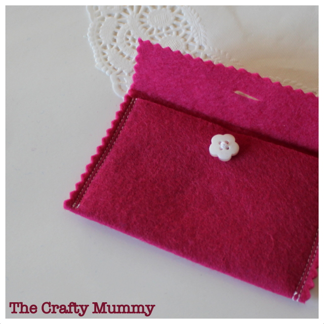 Felt Envelope | Fun Family Crafts