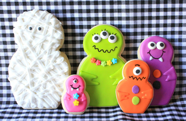 Mummy and Little Monsters Cookies | Fun Family Crafts