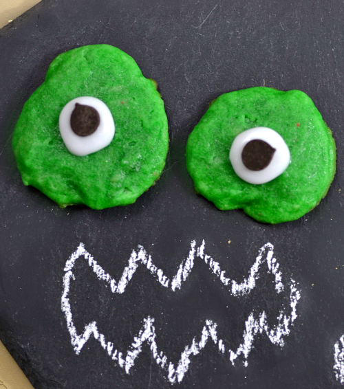 Ogre Eye Cookies | Fun Family Crafts