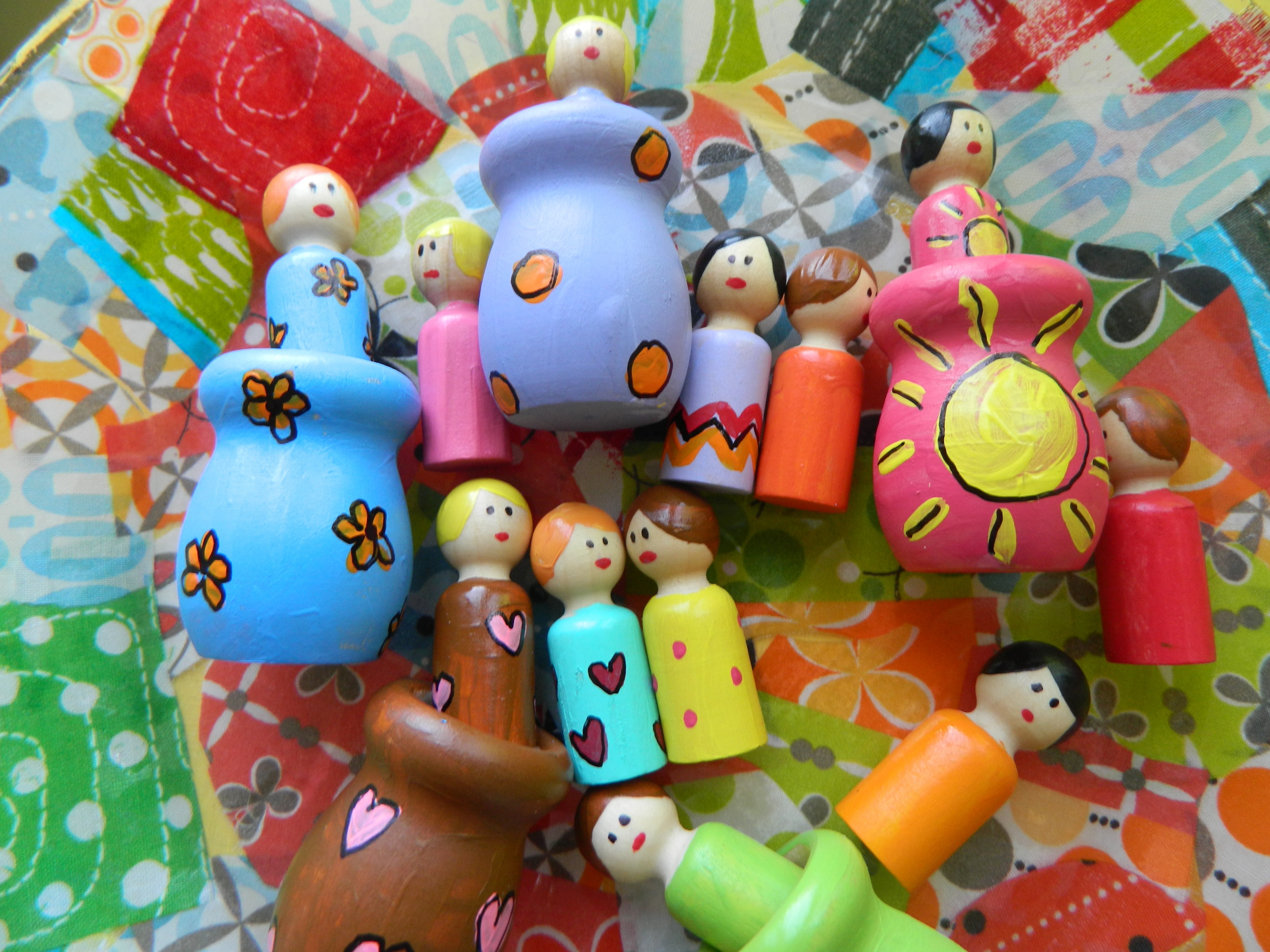 Peg Doll Matching Game | Fun Family Crafts