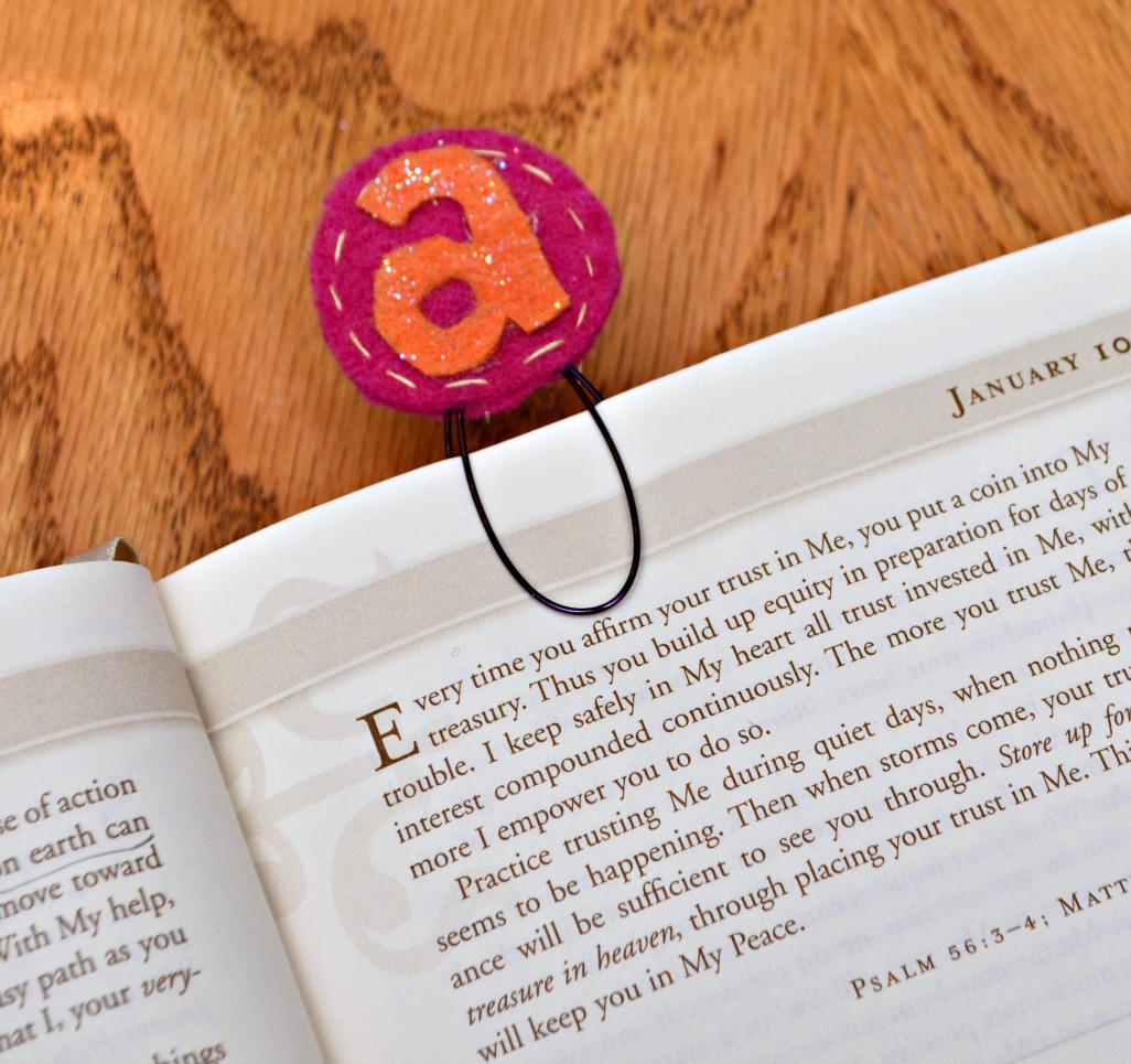 Felt Bookmarks | Fun Family Crafts