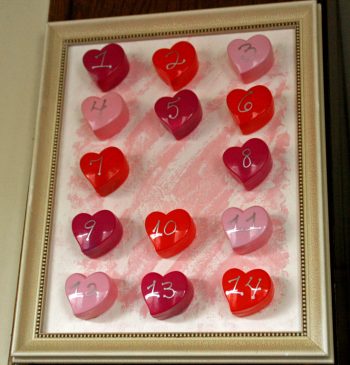 Valentine's Day Countdown Calendar | Fun Family Crafts