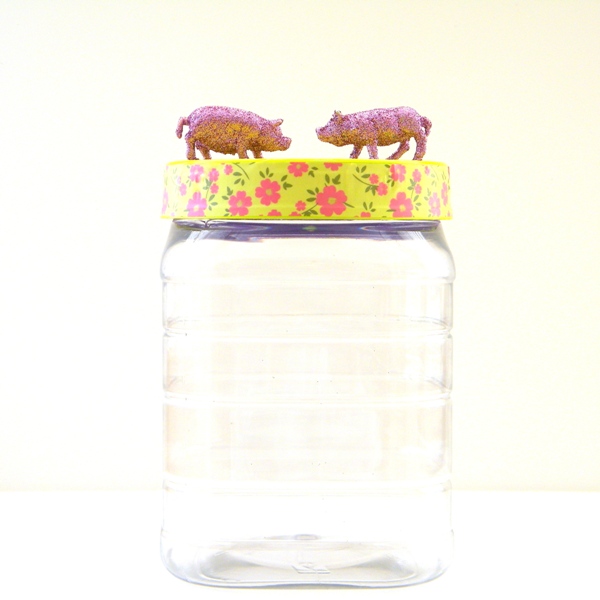 Piggy Piggy Bank | Fun Family Crafts