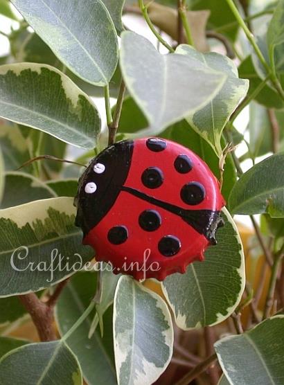 Bottle Cap Lady Bug | Fun Family Crafts
