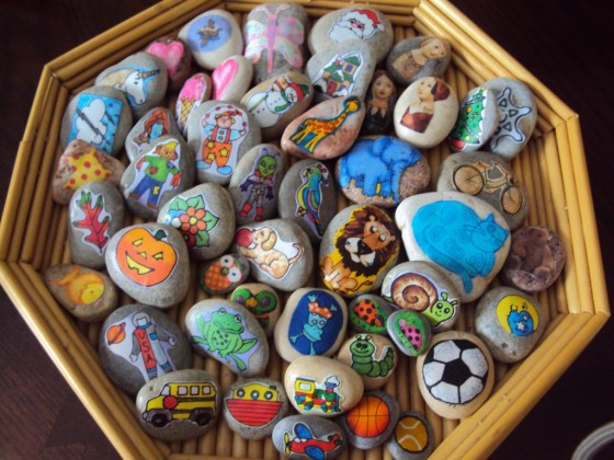 Story Stones | Fun Family Crafts