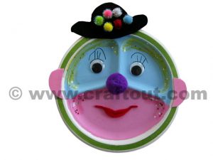 Paper Plate Clown Face | Fun Family Crafts