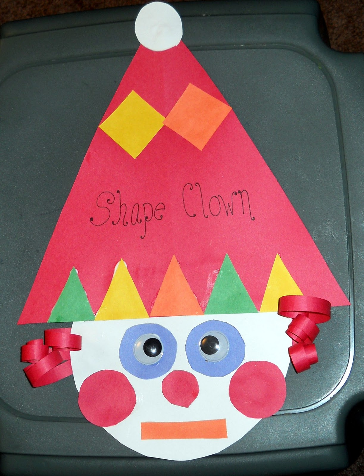 Clown Face Fun Family Crafts