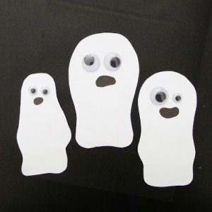 Paper Ghosts | Fun Family Crafts