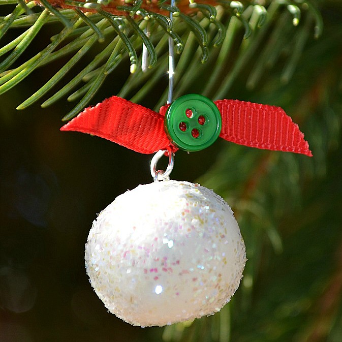 Sculpey Snowball Ornaments | Fun Family Crafts