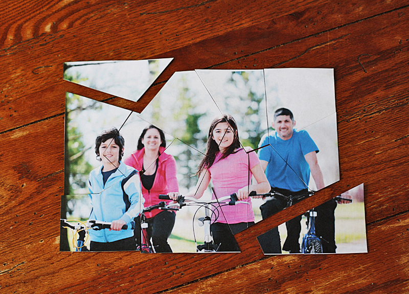Family Photo Puzzle | Fun Family Crafts