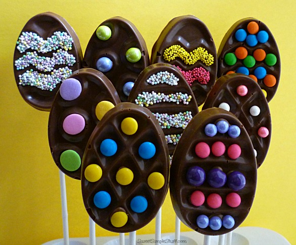 Krispie Chocolate Egg Pops | Fun Family Crafts