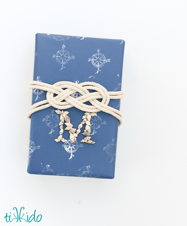 Hand-stamped Wrapping Paper | Fun Family Crafts