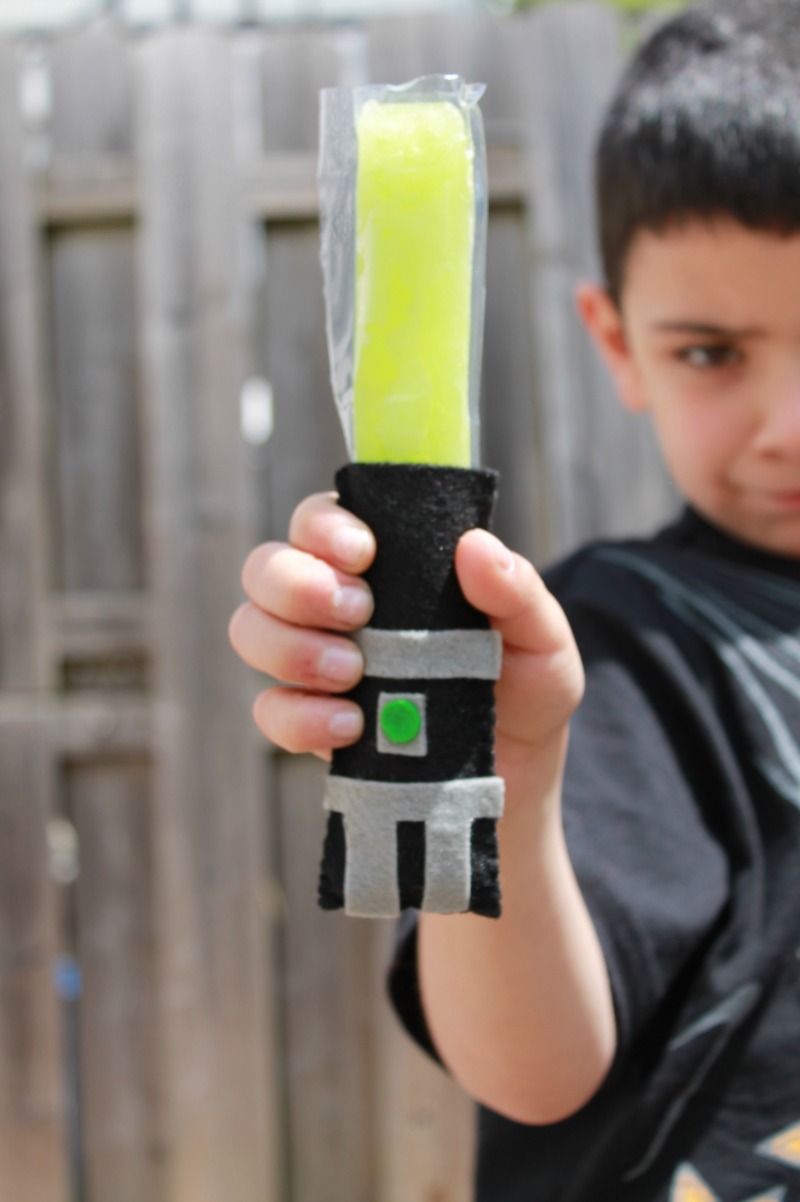Star Wars Popsicle Cozy | Fun Family Crafts