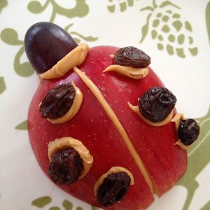 Ladybug Apple Snacks | Fun Family Crafts