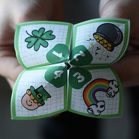 St. Patrick's Day Cootie Catcher | Fun Family Crafts