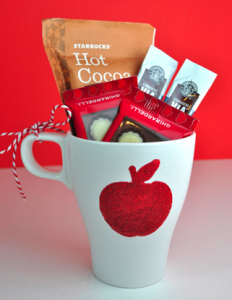 Teacher Appreciation Apple Mug | Fun Family Crafts
