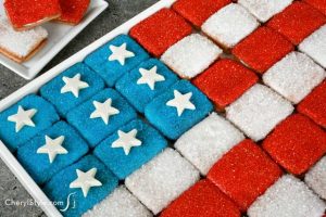 Flag Cookie Tray | Fun Family Crafts