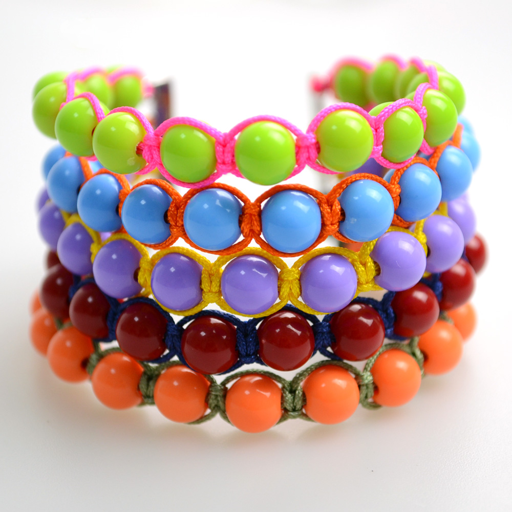 Colorful Bead Bangle | Fun Family Crafts