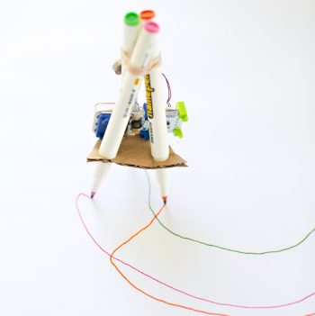 Drawing Robot | Fun Family Crafts