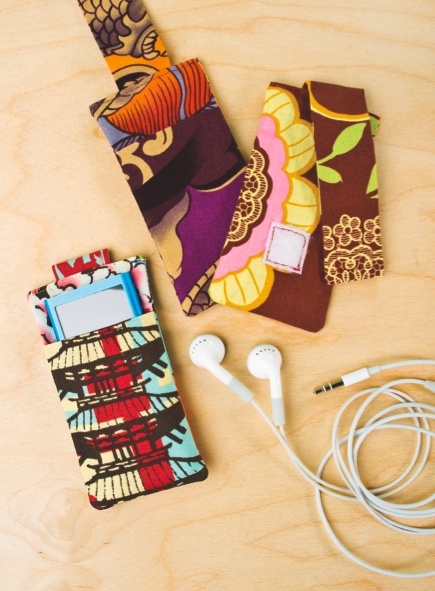 Fabric MP3 Case | Fun Family Crafts