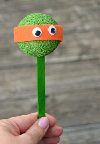 Teenage Mutant Ninja Turtle Puppets | Fun Family Crafts