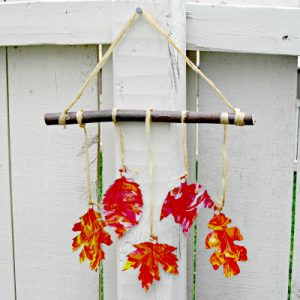 Marbled Leaf Mobile | Fun Family Crafts