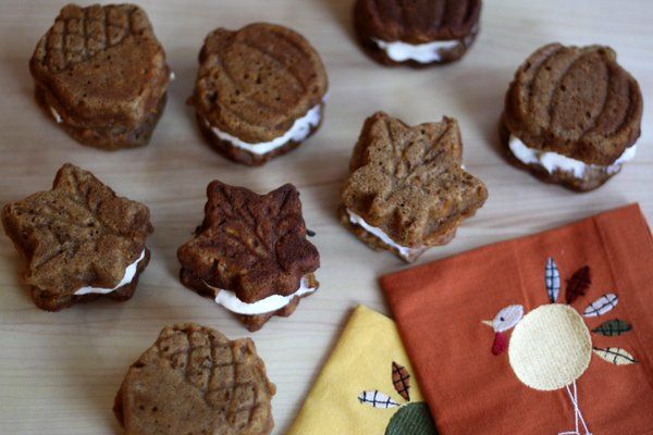 Acorn-Shaped Whoopie Pies | Fun Family Crafts