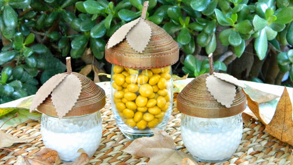 Acorn Dish Toppers | Fun Family Crafts