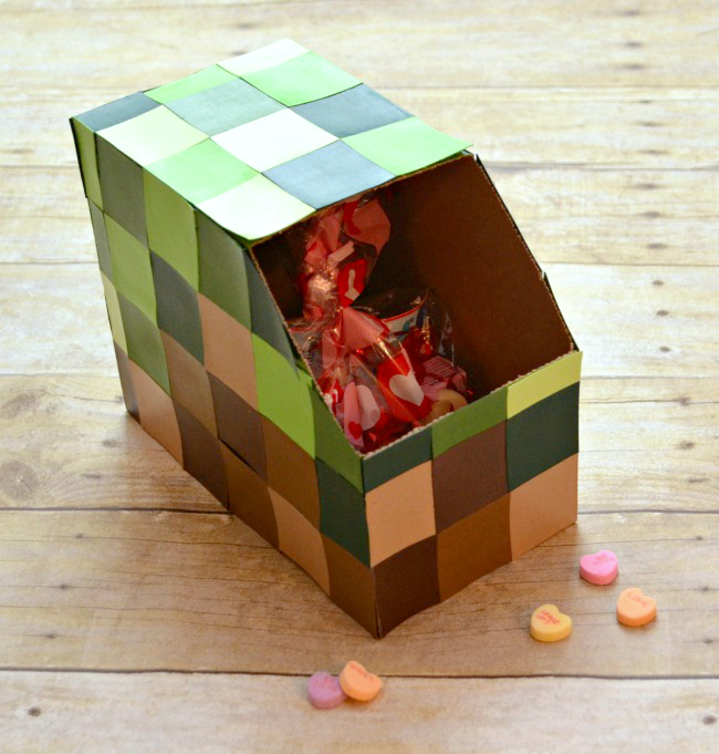 Minecraft Valentine Box | Fun Family Crafts