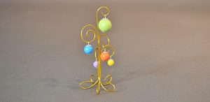 Wire Beaded Tree | Fun Family Crafts