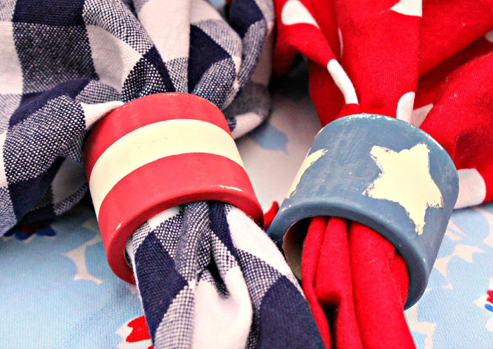 Patriotic Napkin Rings | Fun Family Crafts