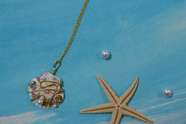 Shell Pendant Necklace | Fun Family Crafts