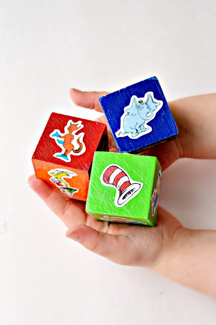 Dr. Seuss Story Blocks | Fun Family Crafts