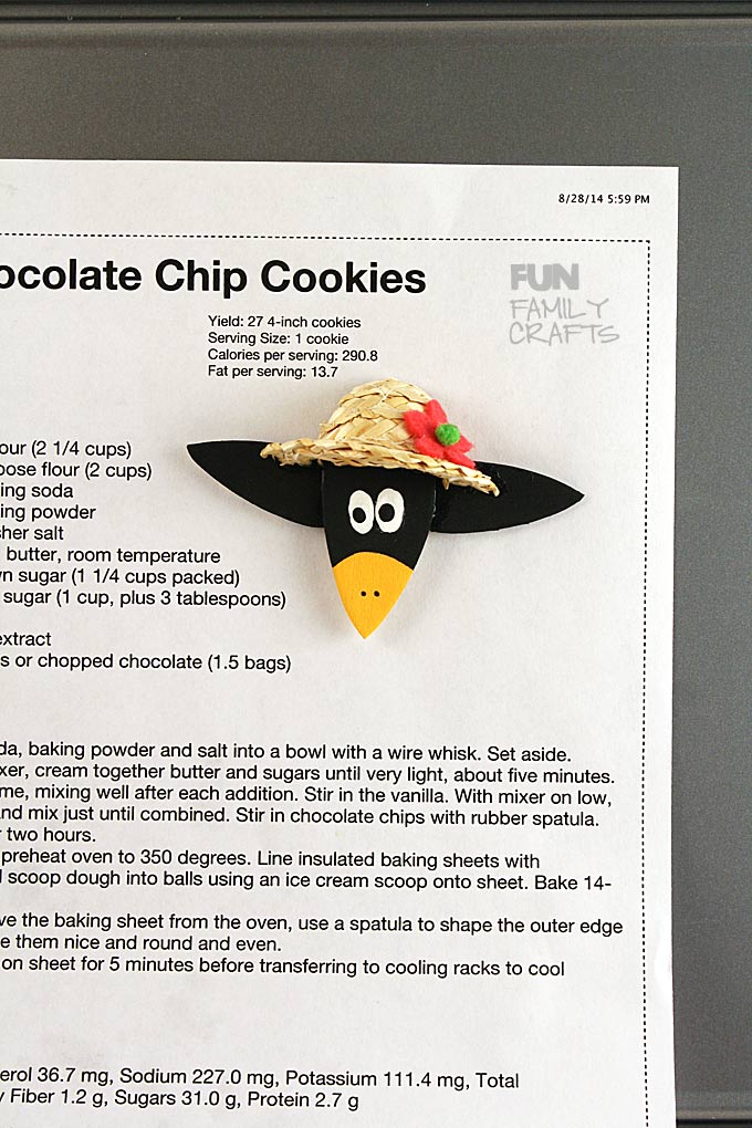 Crow Craft: how to make a fun fall magnet