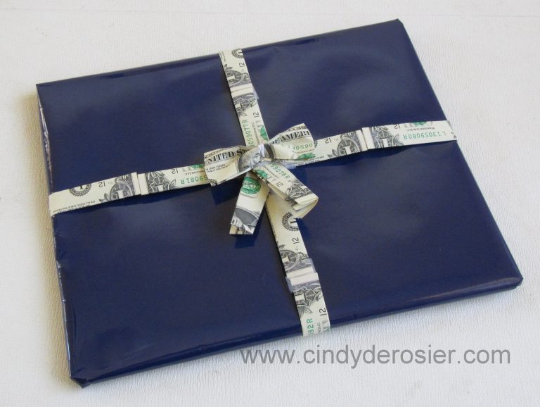 Money-Wrapped Gift | Fun Family Crafts