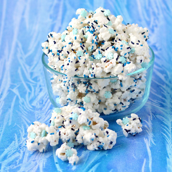 Disney Frozen Popcorn | Fun Family Crafts