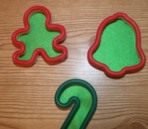 Cookie Cutter Wall Art | Fun Family Crafts