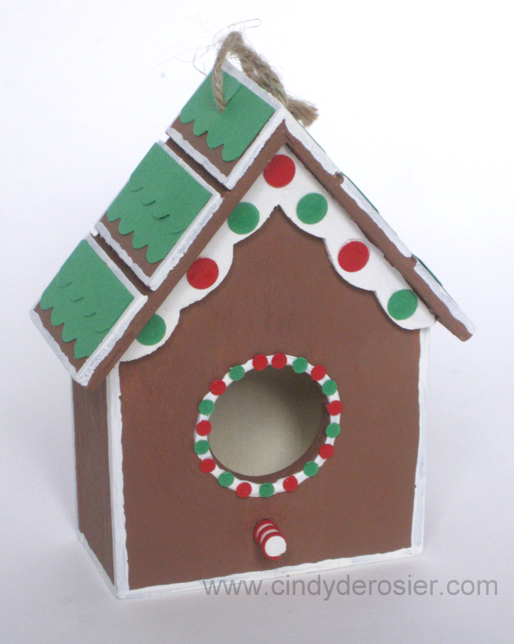 Gingerbread Birdhouse | Fun Family Crafts