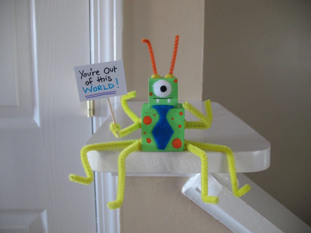 'You're Out of This World' Alien Robot | Fun Family Crafts